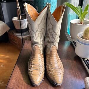 Nocona | Shoes | Vintage Nocona Python Cowboy Boots Mens Size 85 Cream ...